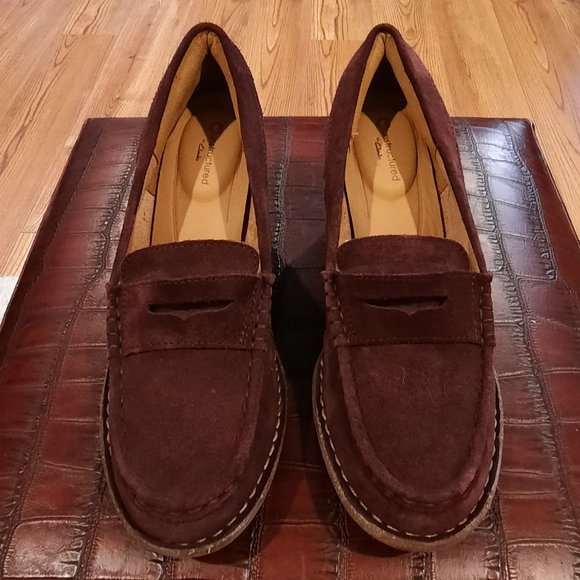 Clarks | Shoes | Clarks Unstructured Aubergine Suede Carleta Belle ...